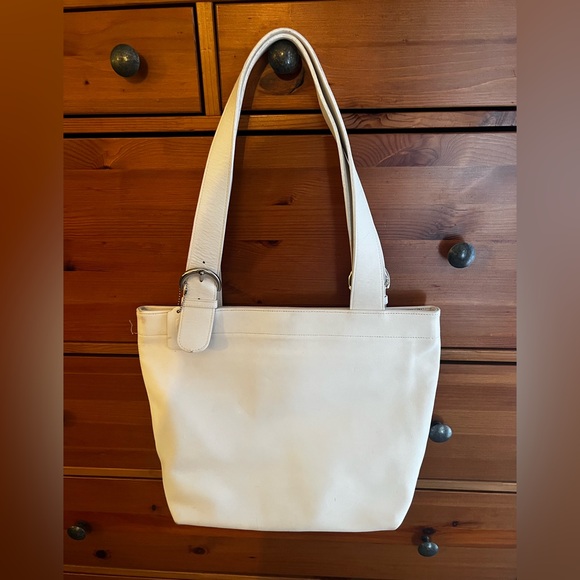 Coach | Bags | Coach White 9s Vainilla Tote Bag | Poshmark